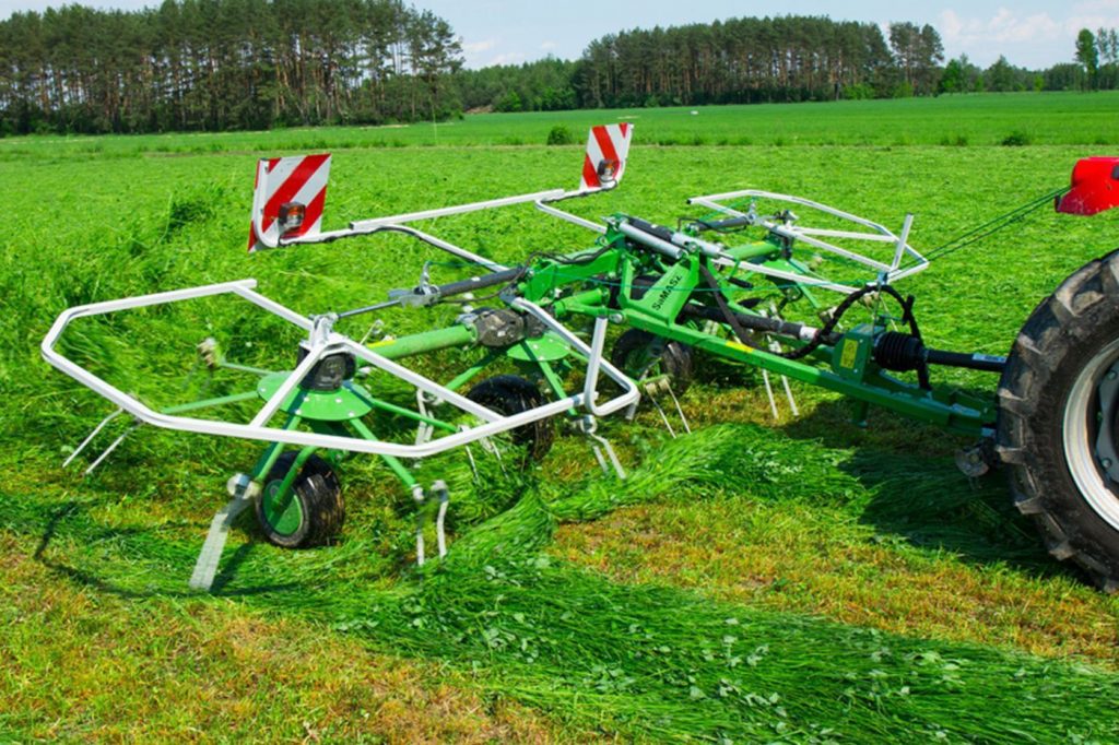 Trailed rotary tedders - Twin Clover Equipment LLC